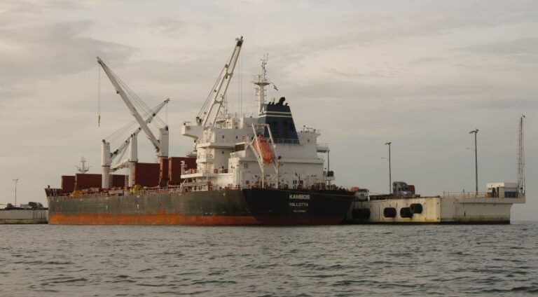 Efficient Bulk Chemical Transport with FAKcargo